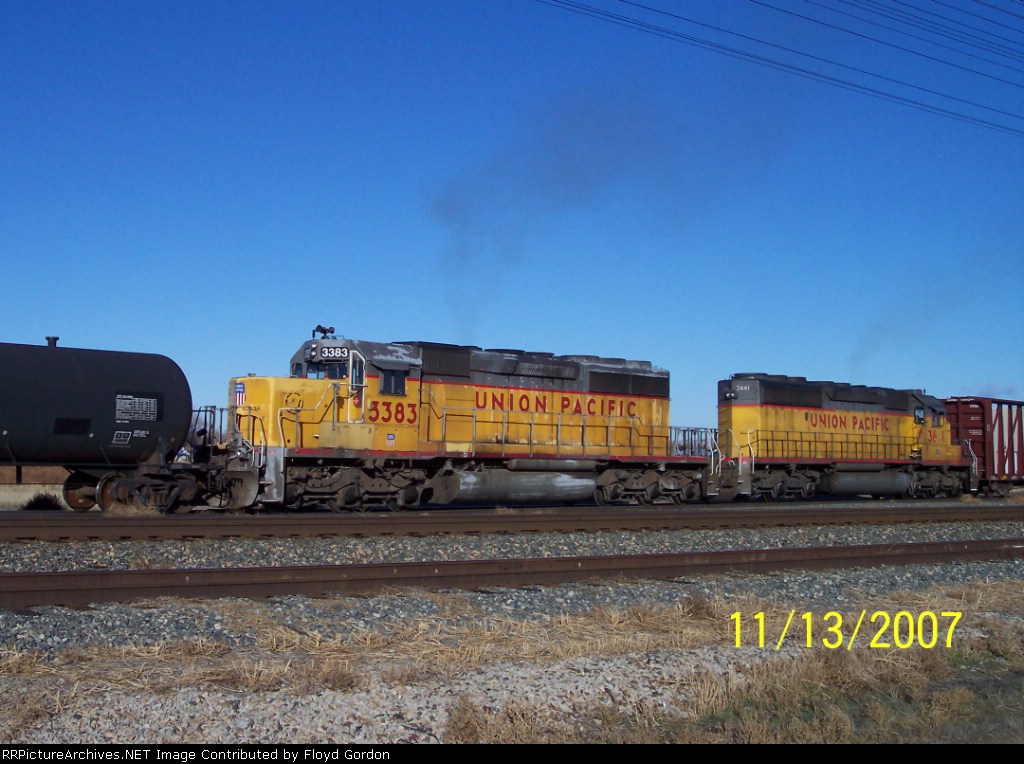 UP 3383 and UP 3641 will turn train at wye